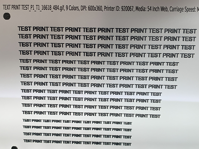 Outlined text prints unsharp, bad quality.